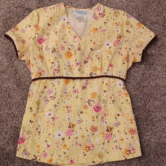 SB Scrubs | Tops | 5 For 25 Sb Scrubs Ladies Scrub Top Style Sbc742 ...